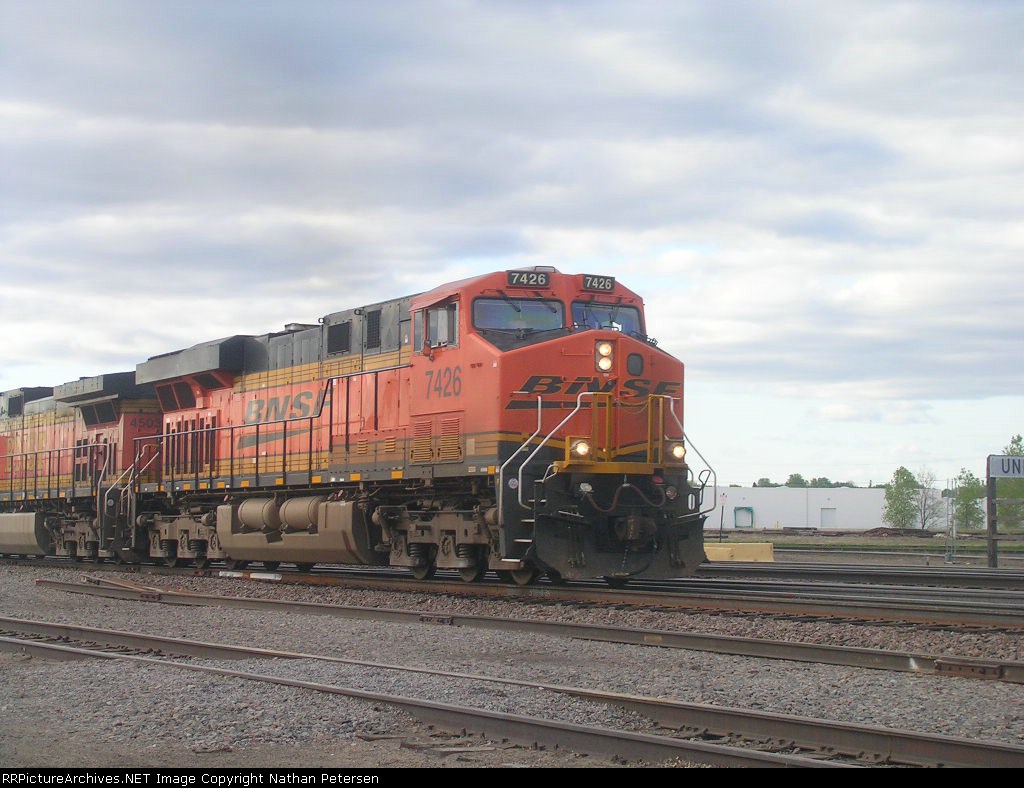 BNSF 7426